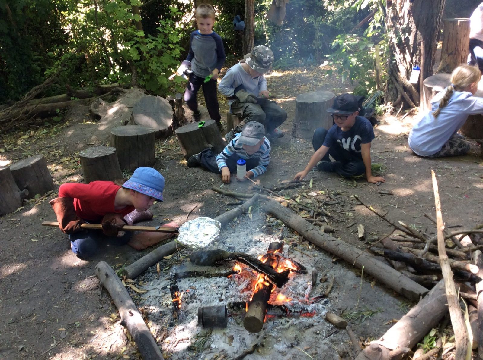 Year 2 Forest School Day – St Michael’s School Aldbourne