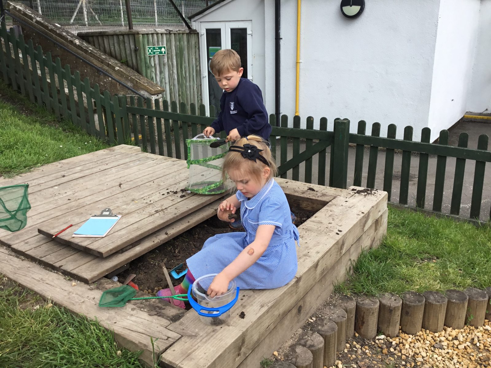 Reception Class child-led learning - St Michael’s School Aldbourne